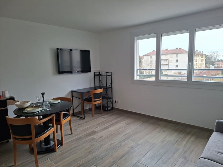 Studio Calme Proche Centre / Gare - Bourg-en-Bresse