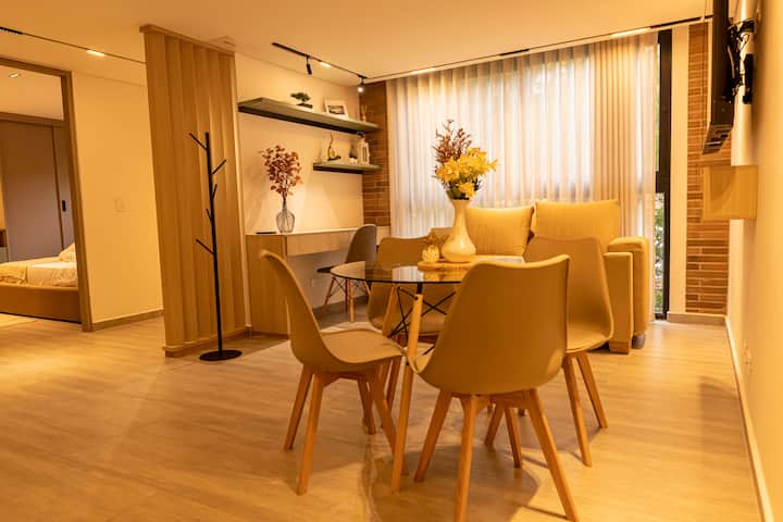 Gran Apartamento, Top Ubicación | Wifi + Smart Tv - Medellín