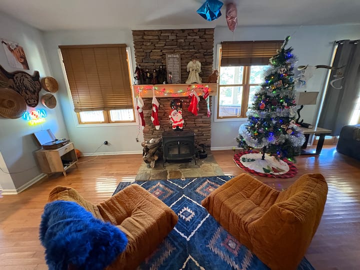 Cozy Cow Cabin - Thomson, GA