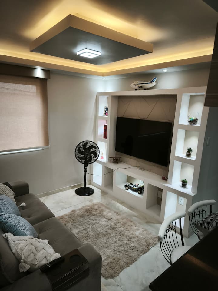 Apartamento Com óTima Localização, 5 Min Do Aero. - Duque de Caxias