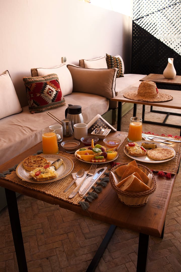 Premium Family Riad Room With Pool & Breakfast - Marrakech