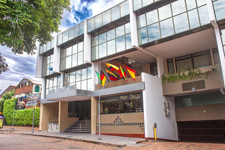 Habitación Privada Con Desayuno Incluido En Cúcuta - Cúcuta