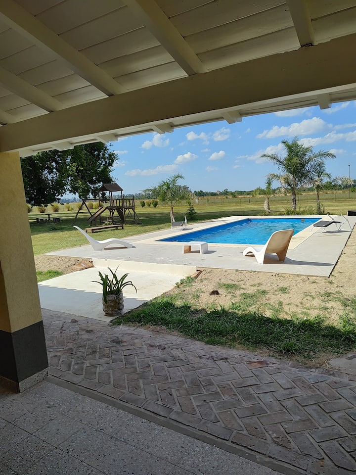 Alquiler De Chalet En Azcuénaga - San Antonio de Areco