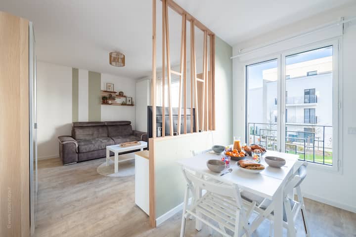 Studio ÉMeraude • 4 Pers • Parking • Proche Disney - Chessy