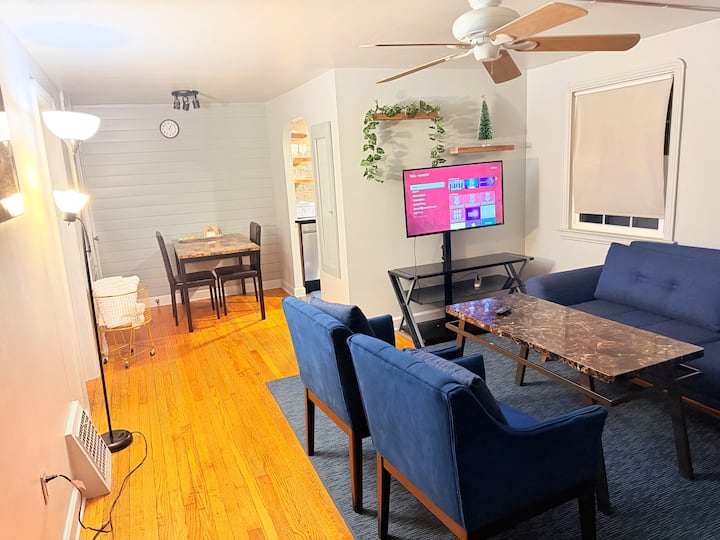 Clean Fully Private Apartment/cozy - Cuyahoga Falls, OH