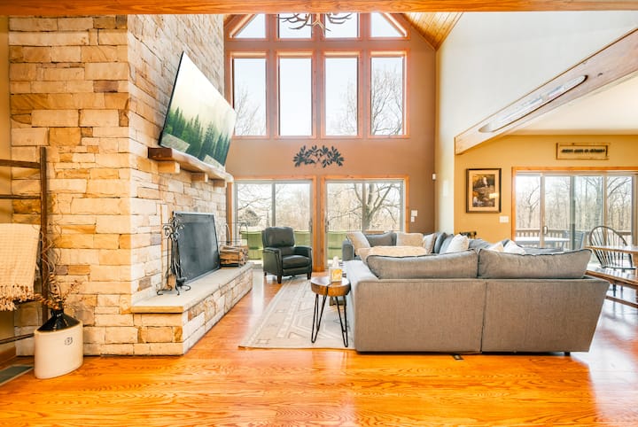 Hot Tub, Pool Table, Poker, Ping-pong: Big Sky - Deep Creek Lake, MD