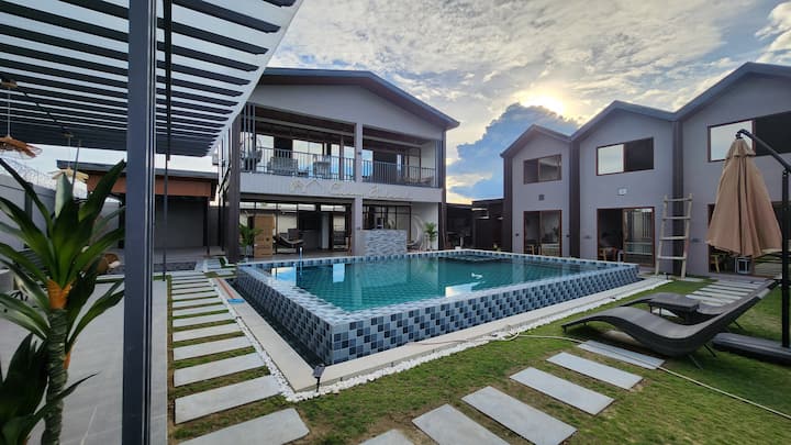 Casa Jaleah Modern Cabin - Philippines
