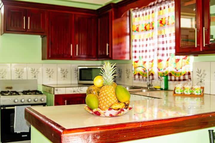 Mango Suites - Dominique