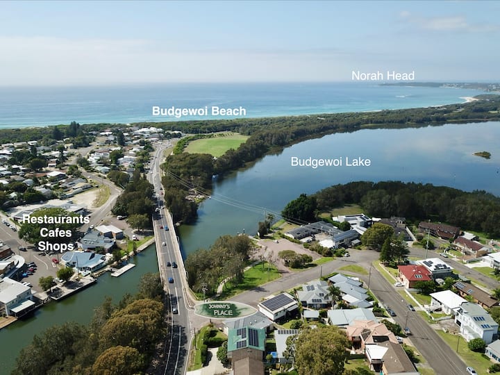 Johnny’s Place - Budgewoi