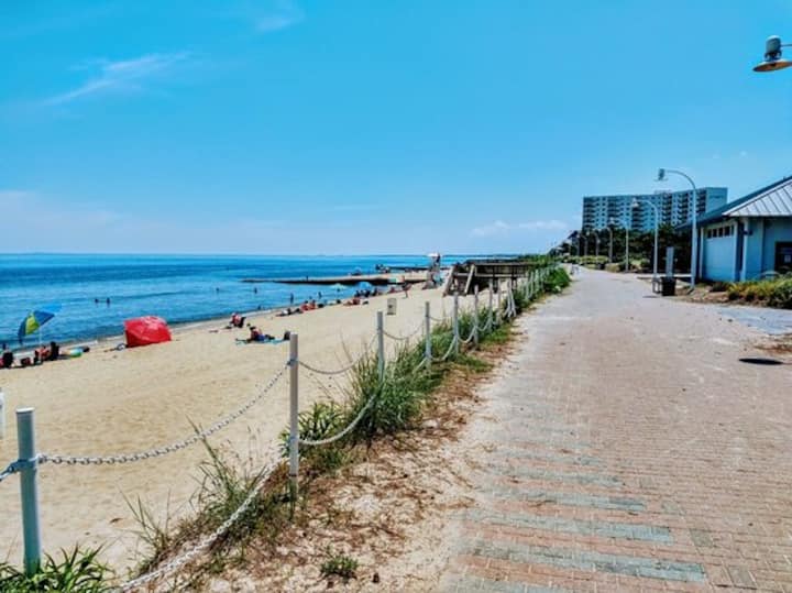 *New* Family Coastal Retreat | 8 Mins To Beach - Norfolk, VA