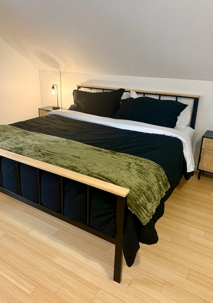 Mountain View Loft | Walk To Gondola - Kellogg, ID