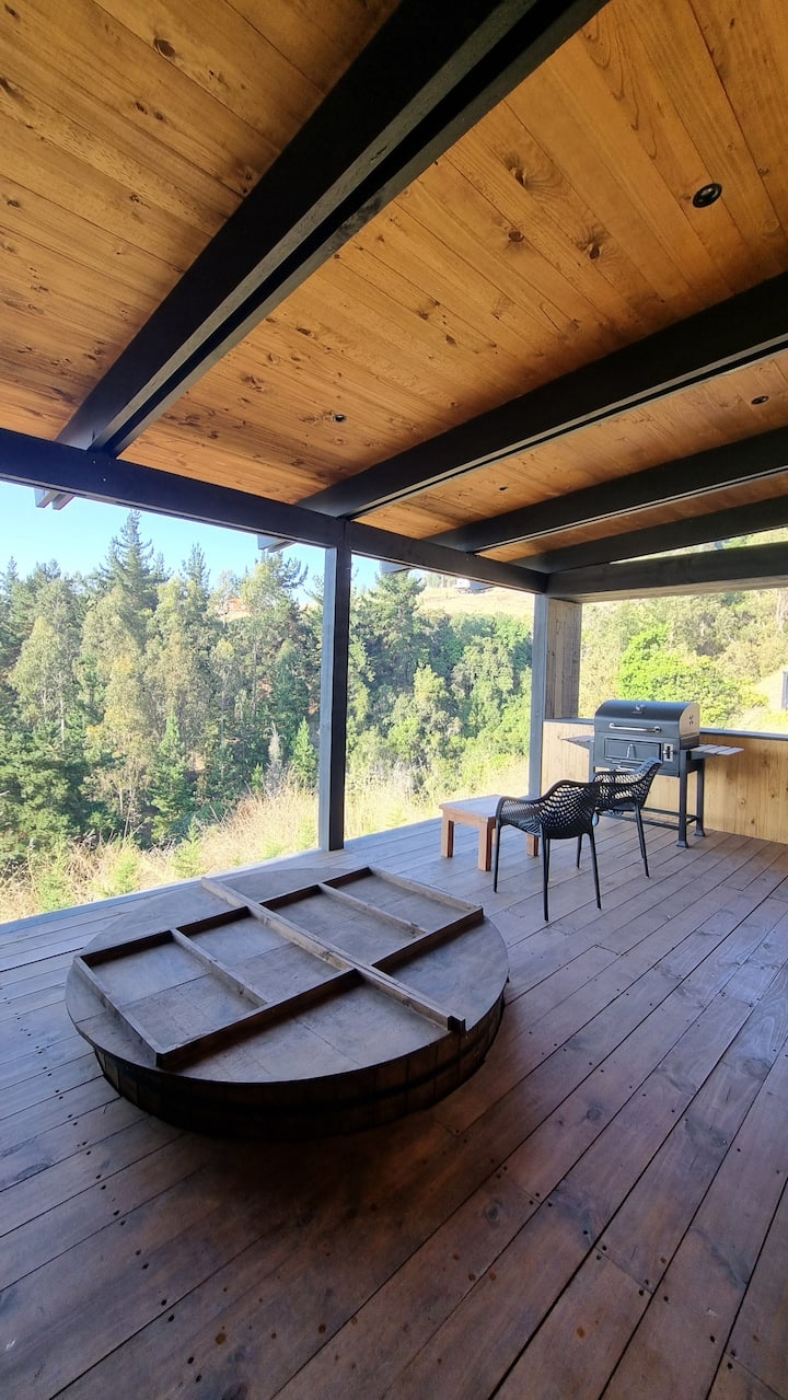 Hermosa Cabaña Con Hot-tub Y Una Increíble Vista - Chile
