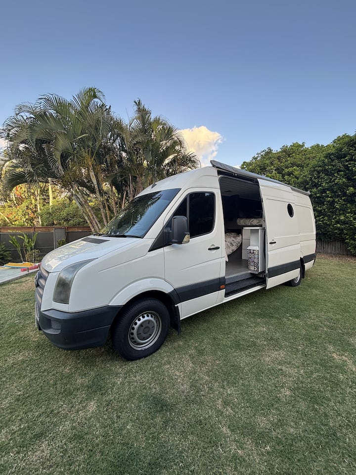 Vw Crafter - Wendy | Off-grid | Sleeps 3 - Point Lookout