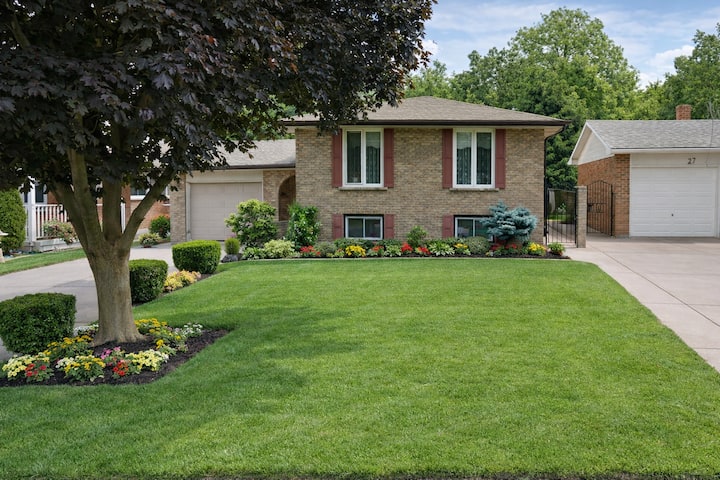 Comfortable 3br Private Retreat | Stoney Creek - Hamilton
