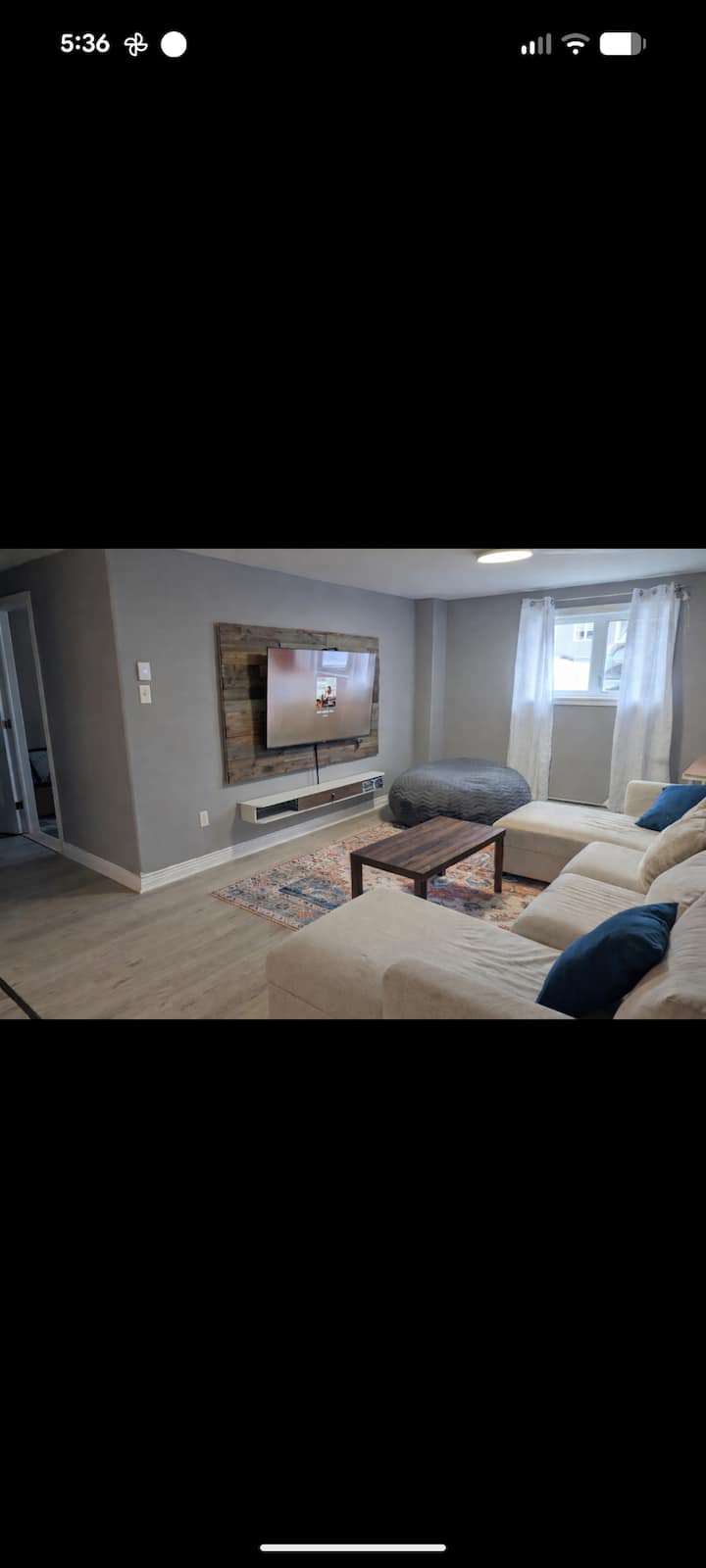 Brooks Hideaway - Clarenville