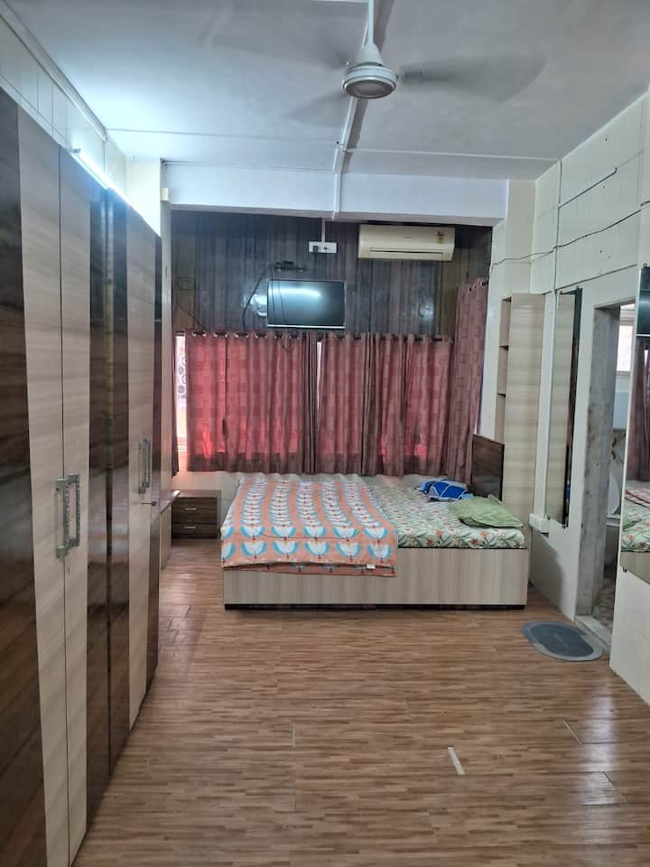 Budget Studio Apt. Jb Nagar, 10 Mins To T2 Airport - Bombay