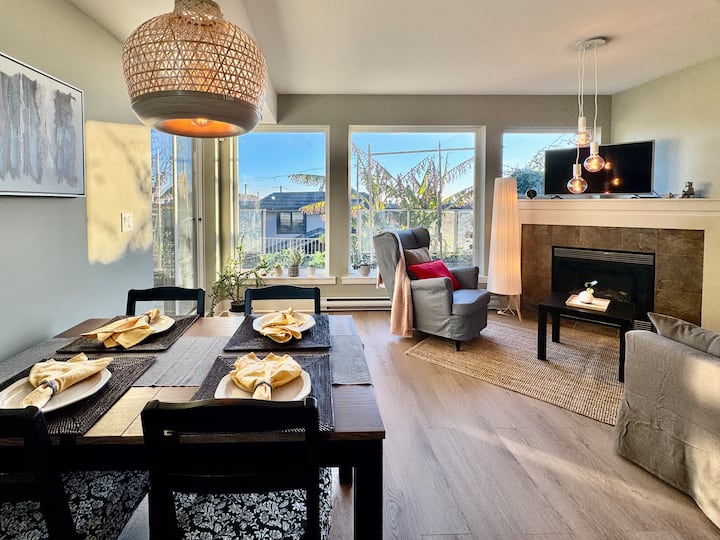 White Rock Vista Retreat
白石望海居 - White Rock