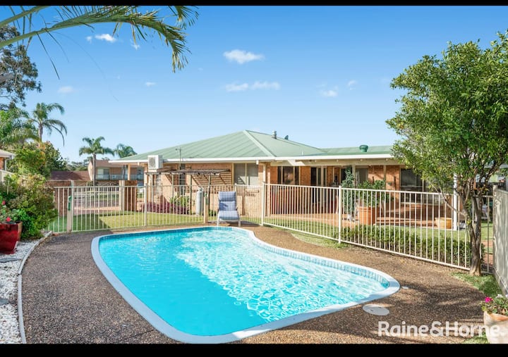 Bedroom Available For Short Stays - Nowra