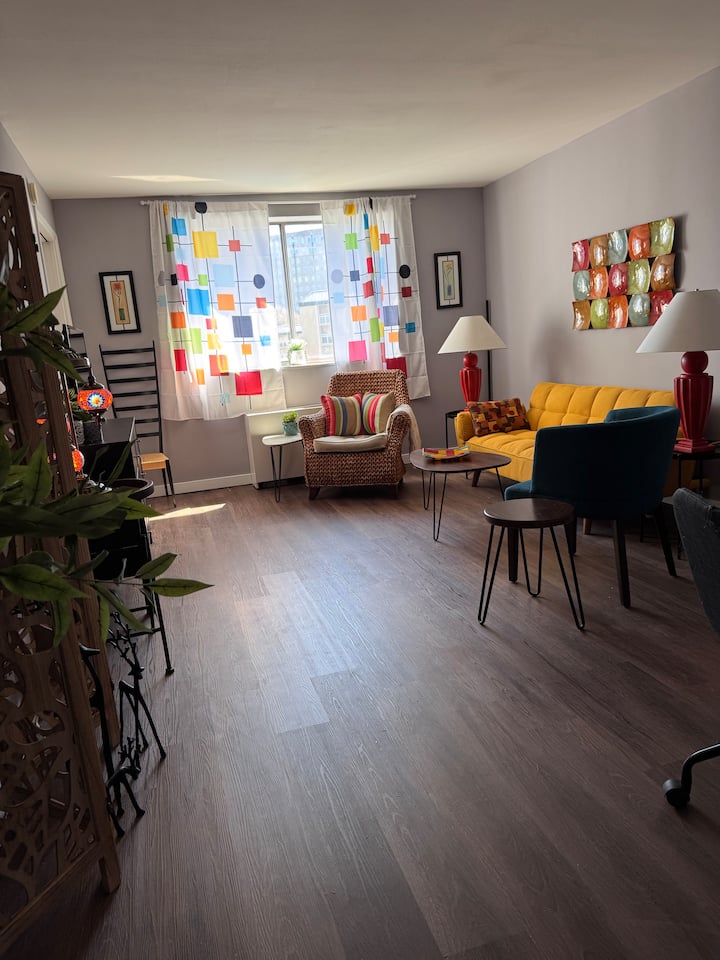 A Mid-century Charmer - Atlanta, GA