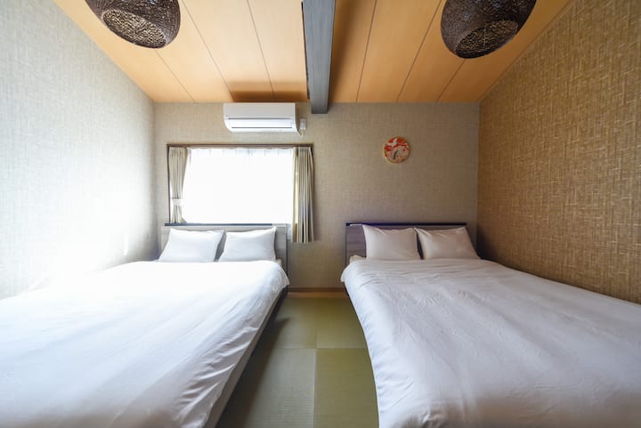 【最大10名】地下鉄3分・jr新今宮5分|アクセス抜群!関西空港直行 - Osaka