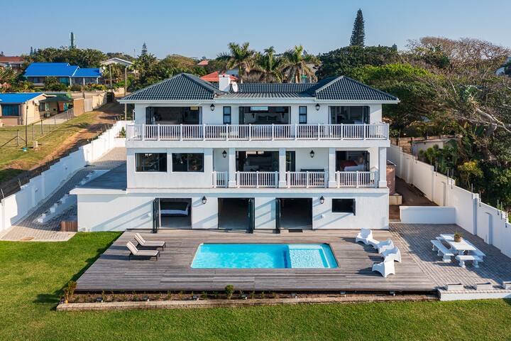 Bellakhaya, A Home On The Beach. - Port Edward