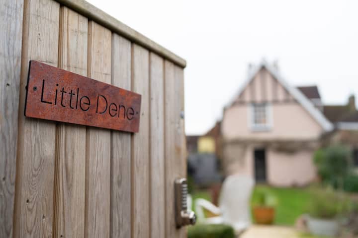 A Hidden Garden Gem In The Heart Of Alfriston - Seaford