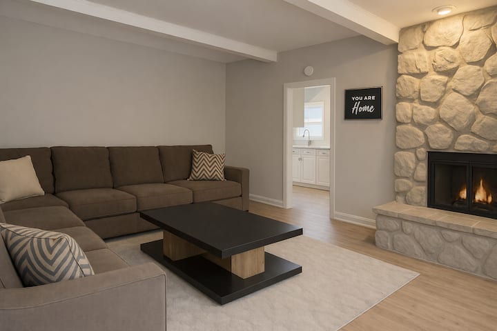 Large Two Bedroom Near Parks And Shopping! - Bay City, MI