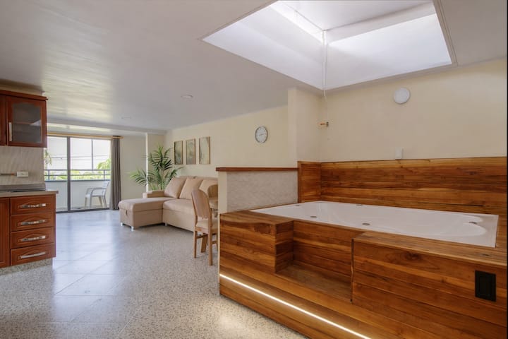 3 Hab Private Jacuzzi/laureles - Medellín