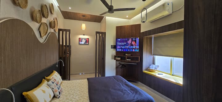 Woven Whims Studio Unit - Tezpur