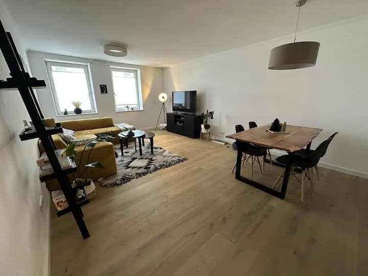 Beautiful Flat In Trendy Location - Stuttgart
