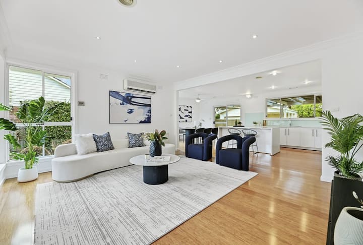 Glen Waverley Luxury Villa| 豪华独栋别墅 - Box Hill