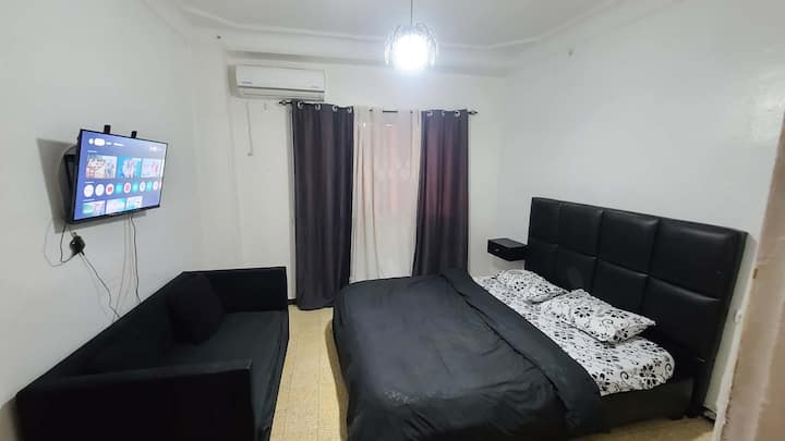 Jolie F3 Centre-ville - Oran