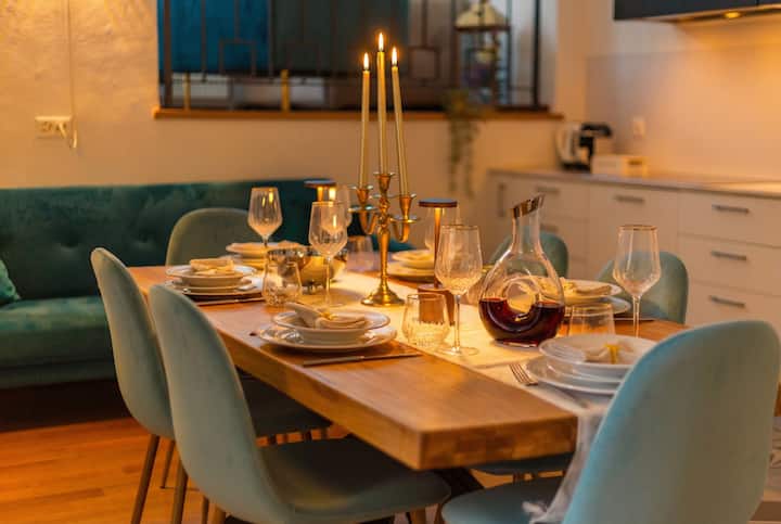 {The Queen’s House} Excellence. Loft For 8 People - Bellinzona