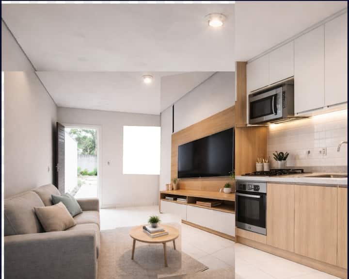 Casa De 2 Pisos - Criciúma