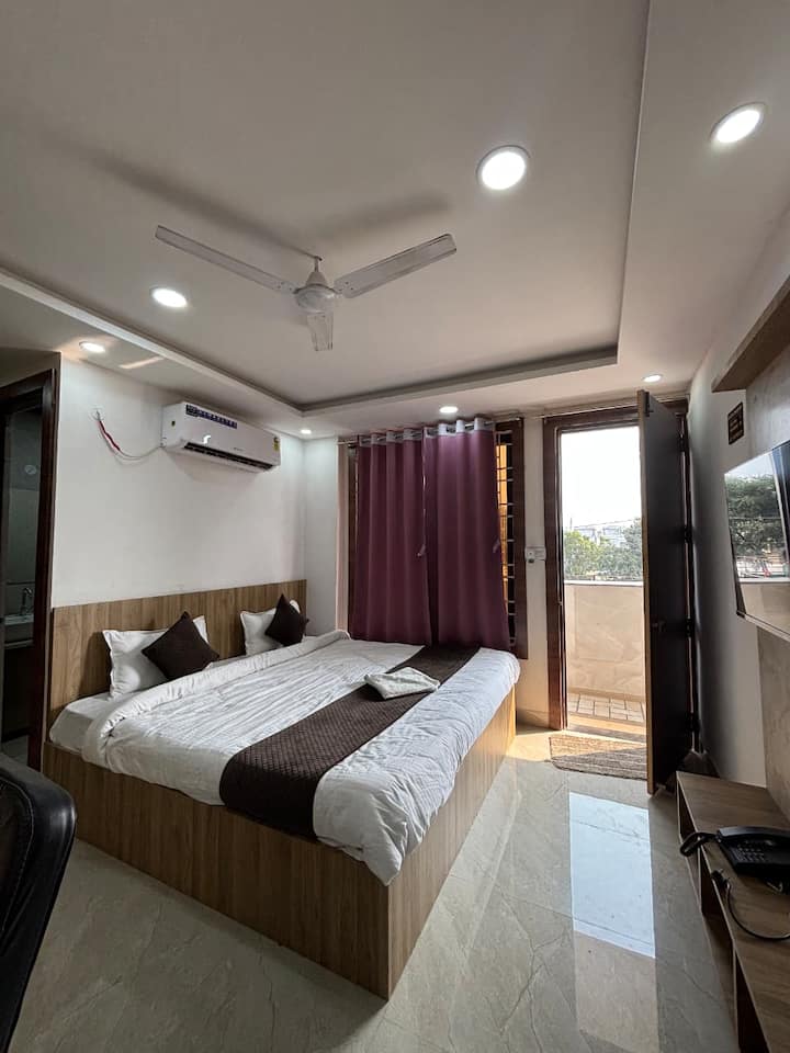 Sukoon Grandeur With In-house Kitchen - Bhopal