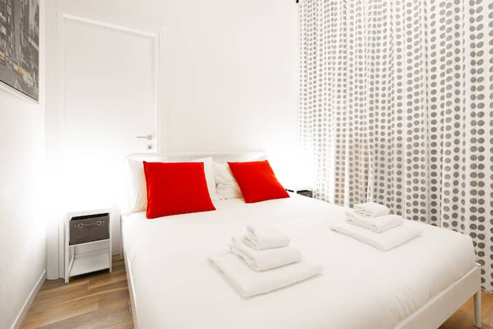 Iside Apartment In The Heart Of Bologna - Bologna