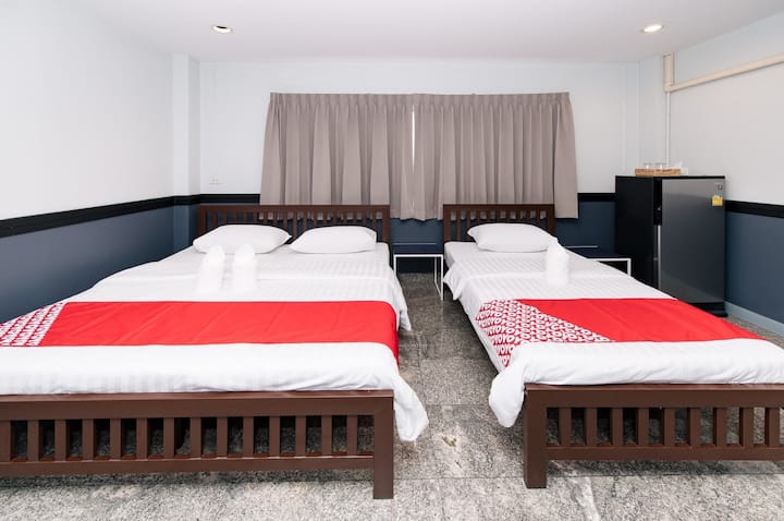 นาราอัมพวา  โฮสเทล 301 - Amphawa