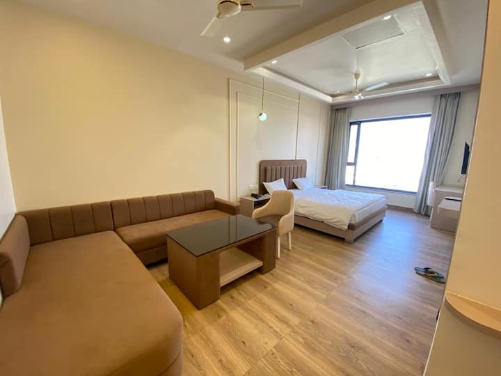 Couple Room In Ajmer At Prime Location - Ajmer