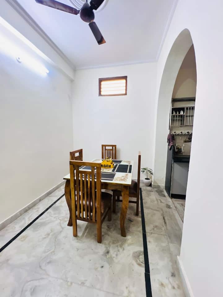 The Suite Escape - Agra