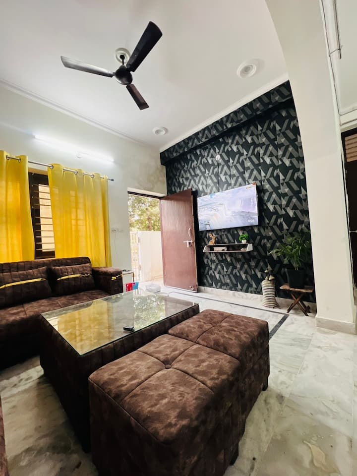 The Suite Escape - Agra