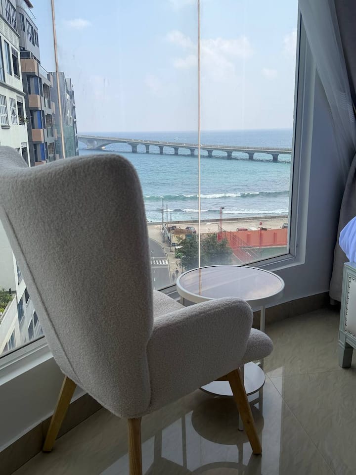 Deluxe Double Room With Side Sea View - Malé