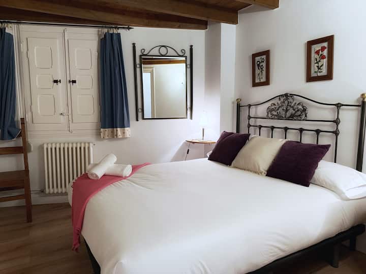 Encanto Urbano En El Centro · Patio Privado · Wifi - Bilbao