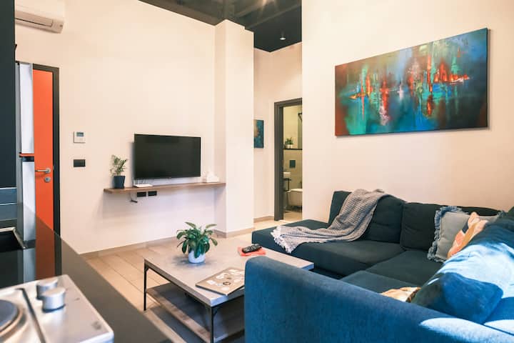 Charming
1 Bedroom In Mar Mikhael 205 - Beirut