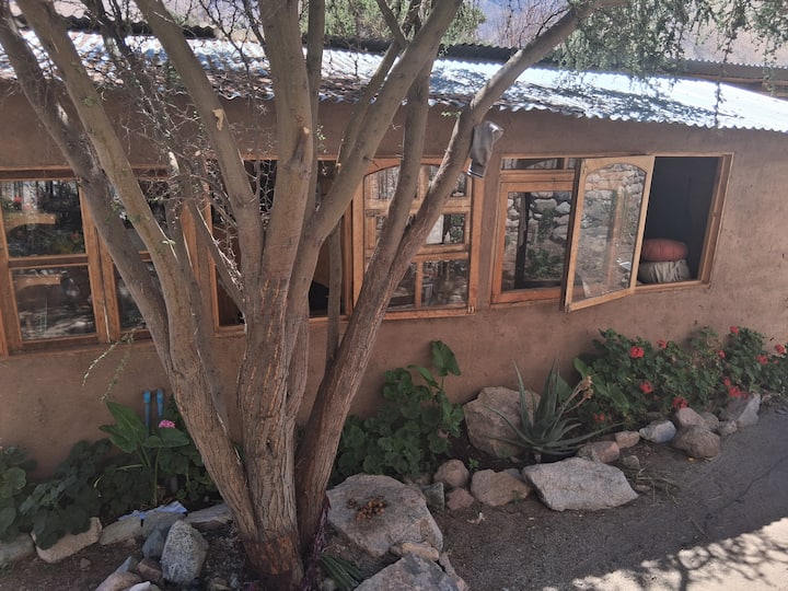 Cabaña En El Rio. - Paihuano