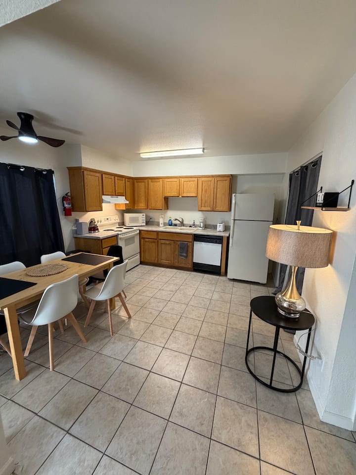 Spring Training Special Comfy 3 Bedroom - Avondale, AZ
