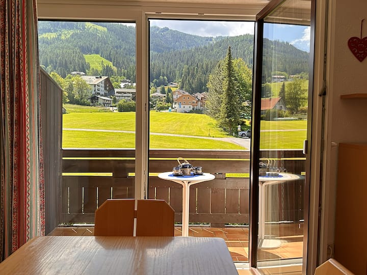 Alpenhof Ski-to-door Apartment In The City Center - Bad Kleinkirchheim