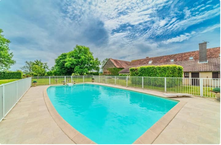 Longère De Charme Avec Piscine – Calme & Nature - Gueugnon