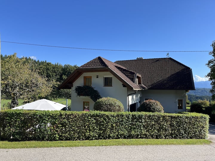 Quiet Apartment With Terrace - Ideal Stopover - Pörtschach am Wörthersee