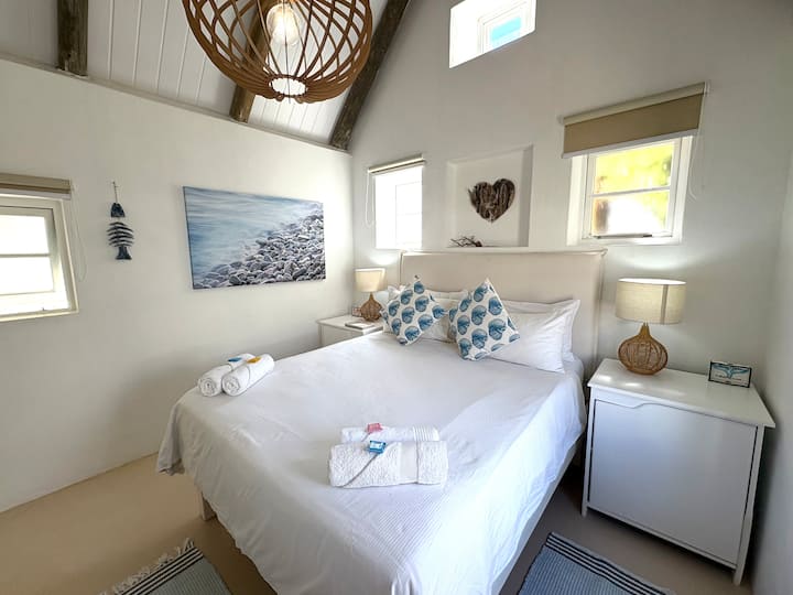 Schatz Sea Cottage: Relaxed Family Beach Home - Struisbaai