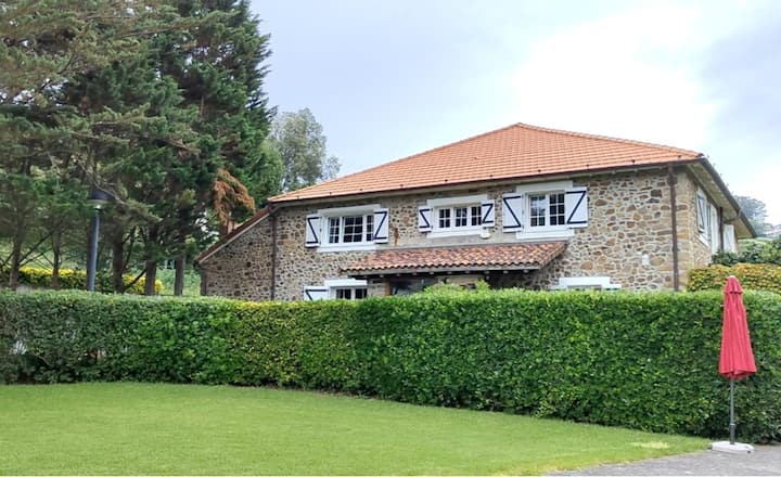 Casa Familiar Con Encanto En Bakio - País Vasco